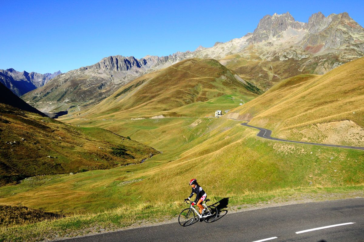 Cycling the Col du Glandon: Complete Climb Guide
