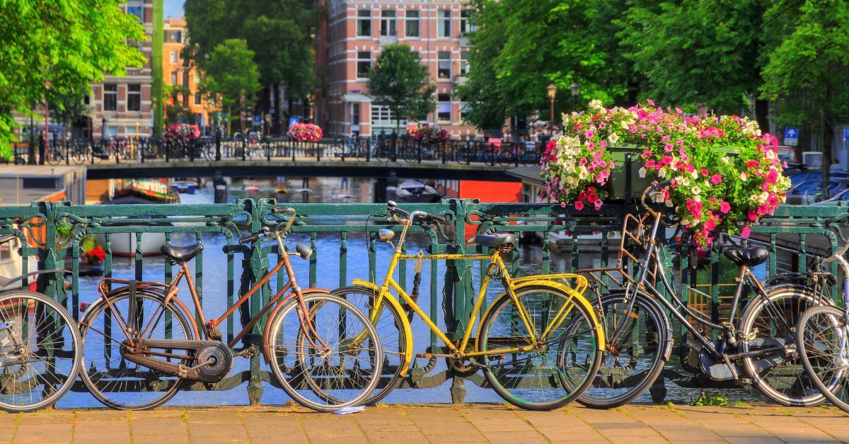 Holland Cycling Holidays & Bike Tours Around the Netherlands - Love Velo